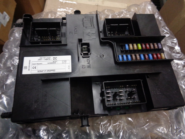 JK4Z-15604-A - Junction Block 2015-2019 Ford | Ford Parts Distributor