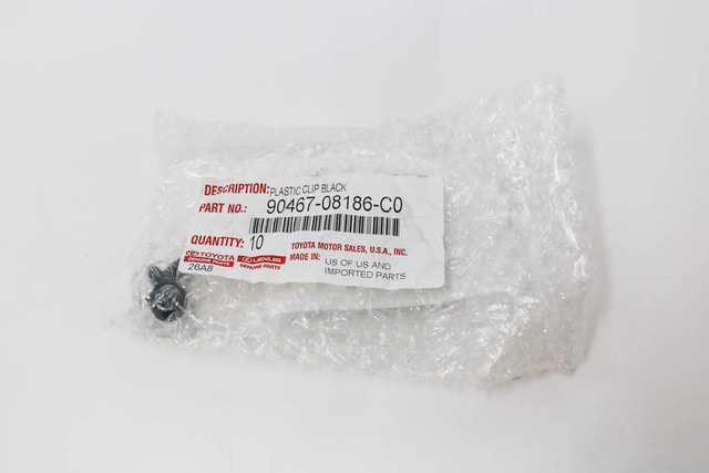 90467-08186-C0 - Rear Seal Clip 1997-2020 Toyota | Longo Toyota Parts