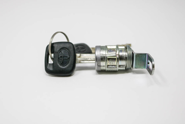 69055-0C030 - Tailgate Lock 2014-2023 Toyota | Longo Toyota Parts