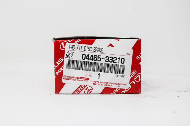 04465-33210 - Disc Brake Pad Set Front 1992-2001 Toyota Camry | Longo ...