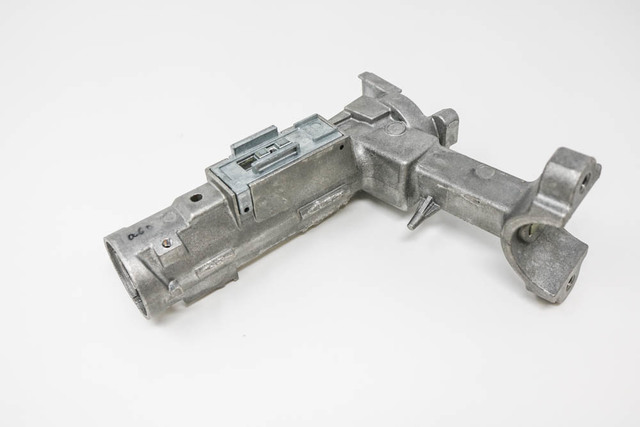 45280-45011 - Upper Bracket 1998-2006 Toyota | Longo Toyota Parts