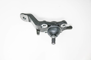 43330-39585 - Suspension Ball Joint (Right, Front, Lower) 1996-2002 ...