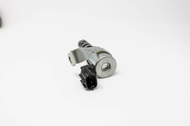 15340-0P010 - Engine Variable Valve Timing (Vvt) Solenoid 2003-2015 ...