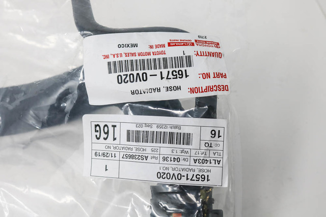 16571-0V020 - Radiator Coolant Hose 2009-2012 Toyota RAV4 | Longo ...