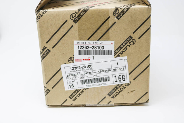 12362-28100 - Engine Mount (Right) 2002-2006 Toyota | Longo Toyota Parts