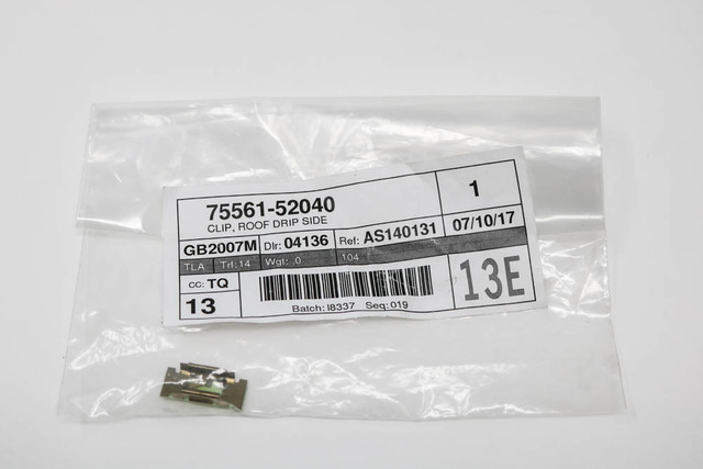 75561-52040 - Drip Molding Retainer Clip 2007-2020 Toyota | Longo ...