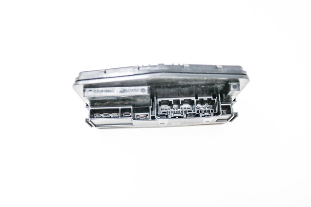 82720-33301 - Junction Block 2015-2017 Toyota Camry | Longo Toyota Parts