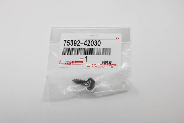 75392-42030 - Retainer 2009-2020 Toyota | Longo Toyota Parts
