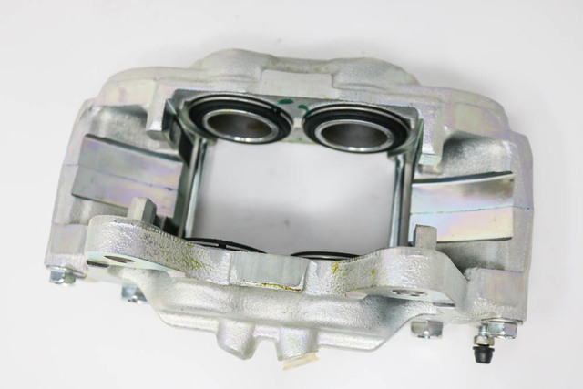 47730-60350 - Disc Brake Caliper (Right, Front) 2015-2024 Toyota ...