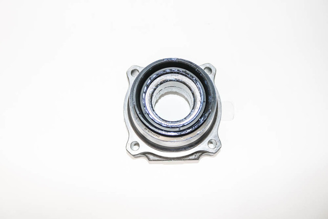 42450-04010 - Hub & Bearing 2005-2023 Toyota Tacoma | Longo Toyota Parts