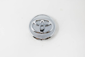 42603-02220 - Wheel Cap 2009-2019 Toyota | Longo Toyota Parts