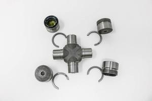 04371-60100 - Universal Joint 1984-2015 Toyota | Longo Toyota Parts