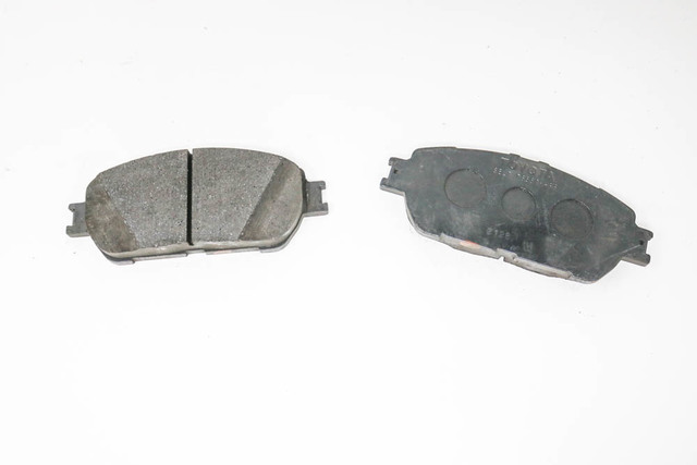 04465-04080 - Brake Pads Front 2005-2015 Toyota Tacoma | Longo Toyota Parts
