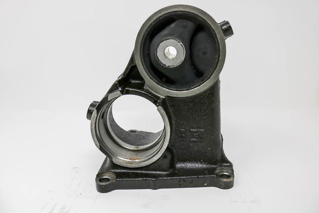 12380-0A031 - Engine Mount (Rear) 1997-2003 Toyota | Longo Toyota Parts