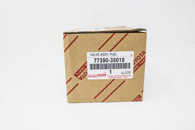 77390-35010 - Valve Assembly 2001-2002 Toyota 4Runner | Longo Toyota Parts