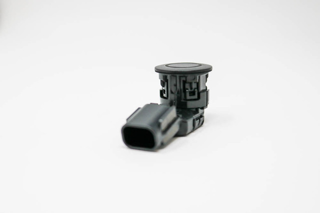 89341-0C021 - Parking Aid Sensor 2014-2021 Toyota Tundra | Longo Toyota ...