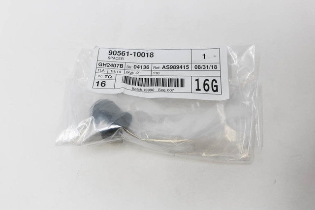 90561-10018 - Fuel Injection Nozzle Holder 1994-2004 Toyota | Longo ...