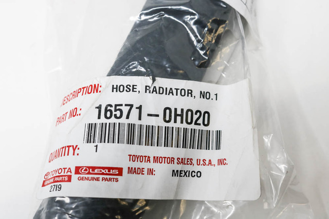 16571-0H020 - Radiator Coolant Hose 2002-2008 Toyota | Longo Toyota Parts