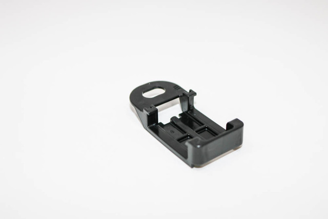 89348-33090 - Park Sensor Retainer Clip 2008-2017 Toyota | Longo Toyota ...