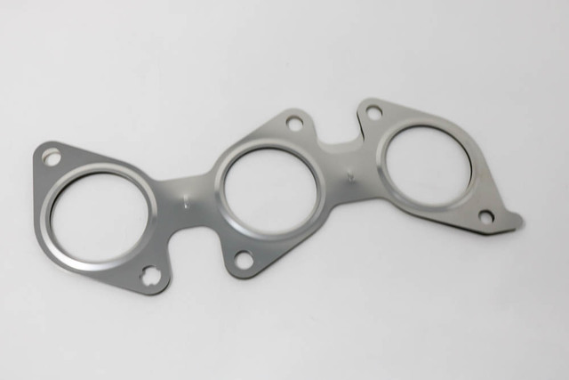 17173-31010 - Exhaust Manifold Gasket (Left) 2003-2009 Toyota | Longo ...