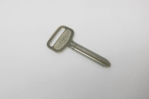 90999-00186 - Blank Key Longo Toyota Parts