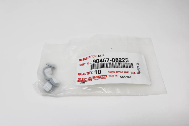 90467-08225 - Wheel Opening Molding Clip 2013-2025 Toyota | Longo ...