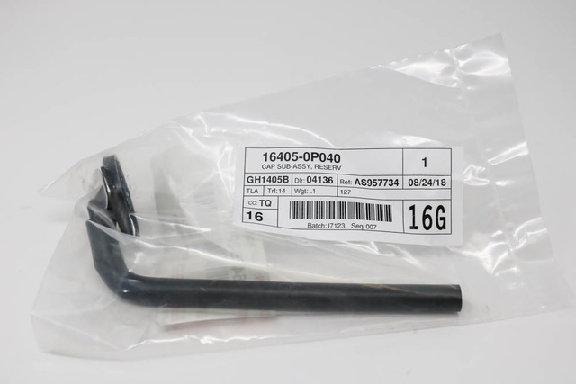 16405-0P040 - Engine Coolant Reservoir Cap 2011-2020 Toyota Sienna ...