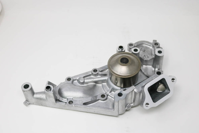 Genuine Toyota Tundra Land Cruiser Sequoia 4.7L V8 Water Pump 16100 ...