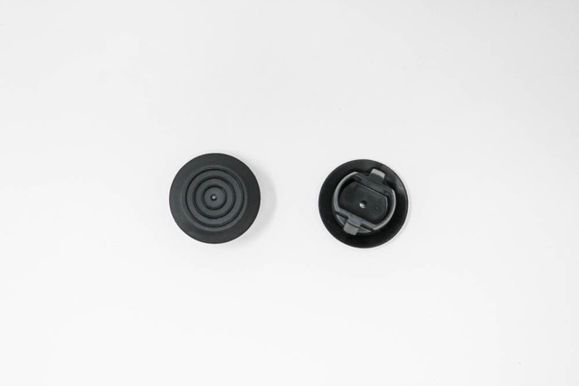 76924-02020 - Rocker Molding Retainer 2008-2024 Toyota | Longo Toyota Parts