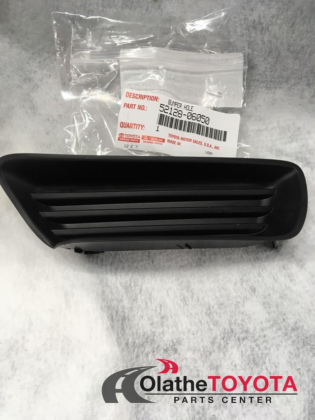 2007-2009 Toyota Camry Jack Plug Cover 52128-06050 | Toyota Parts Center