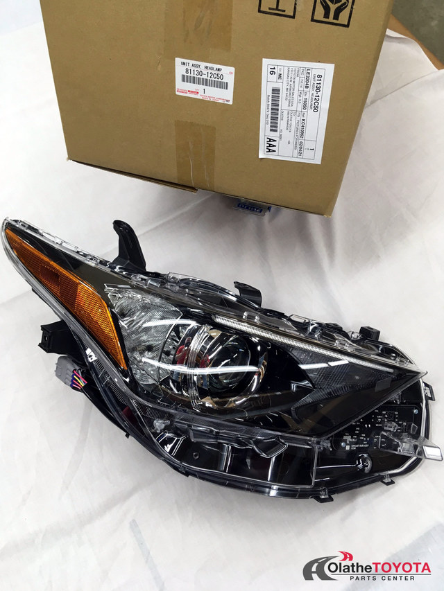 2016-2018 Toyota Headlamp Assembly - PASSENGER SIDE 81130-12C50 ...