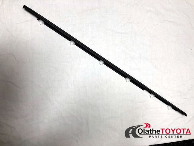 1991-1997 Toyota Land Cruiser Moulding Assembly, Rear Door Belt, Left ...