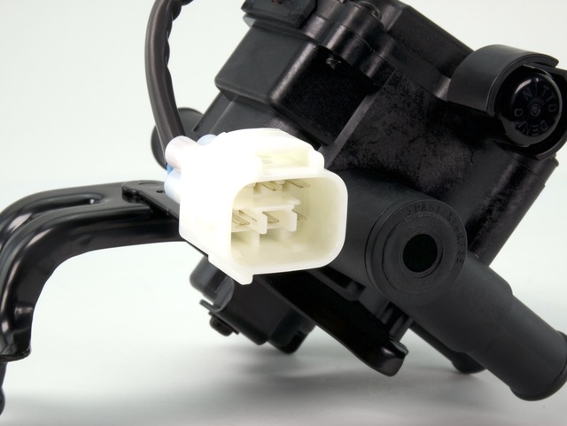 2004-2009 Toyota Prius Valve Assembly, Water With Bracket 16670-21010 ...