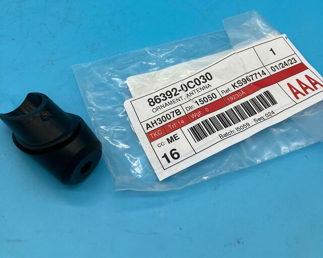 2014-2019 Toyota Tundra Antenna Bezel 86392-0C030 | Toyota Parts Center