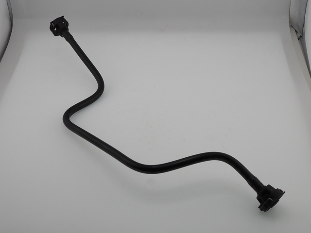8R0-121-081-AQ - Reservoir Hose 2013-2017 Audi Q5 | Audi OEM Parts