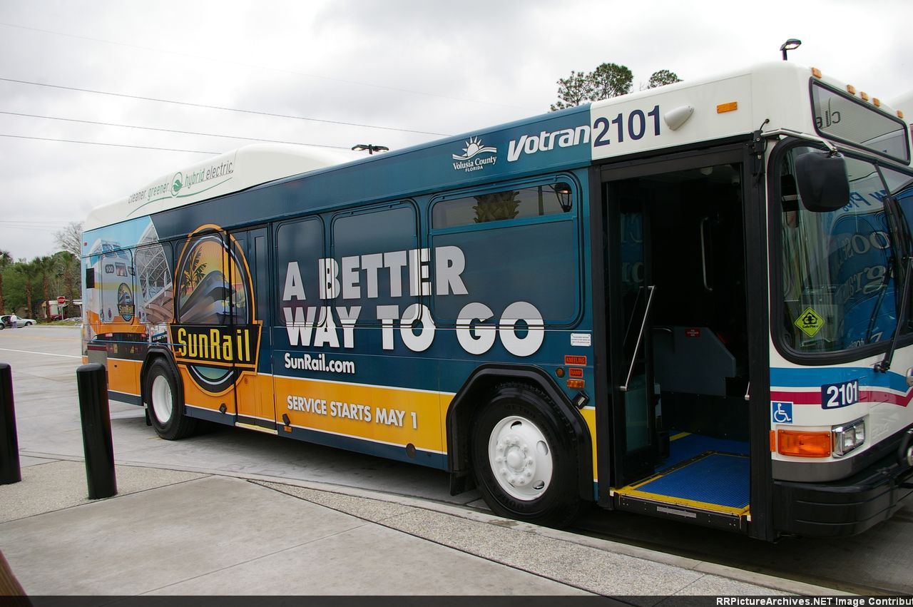 VOTRAN 2101 BUS WRAPED FOR SUNRAIL