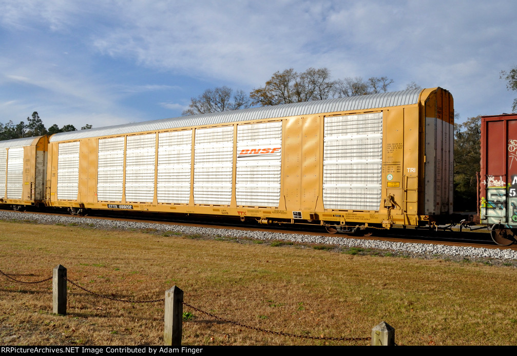 CTTX 690202 BNSF Autorack