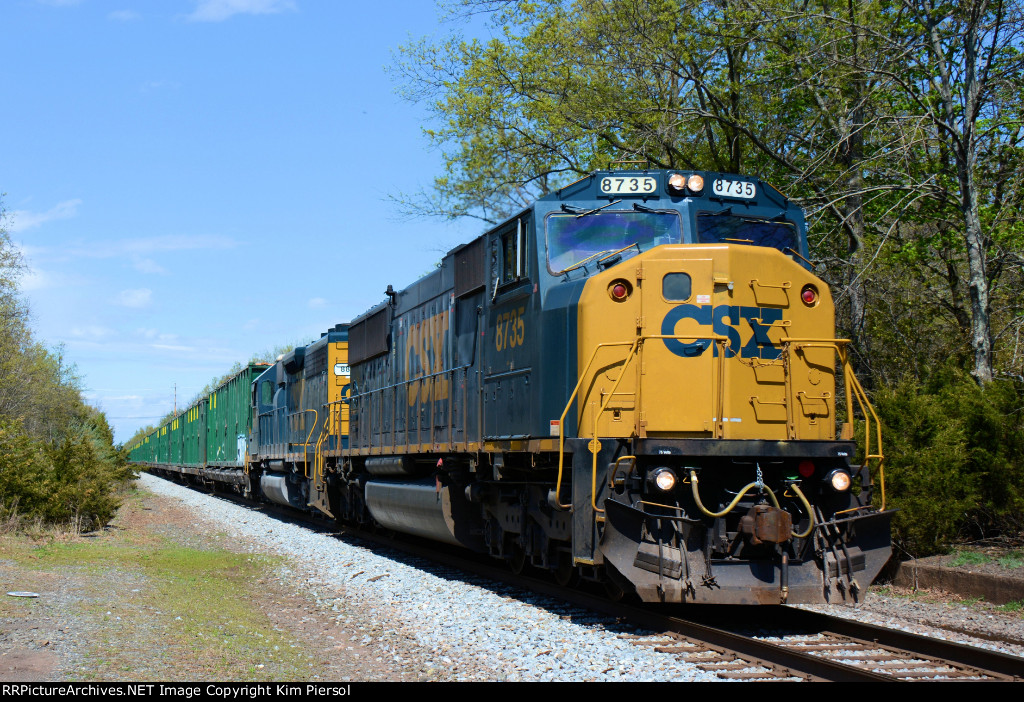 CSX 8735 Q703