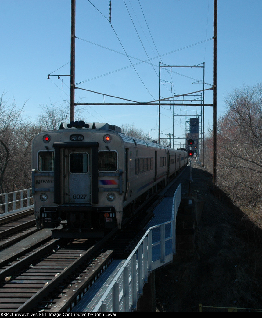NJT Comet V Cab