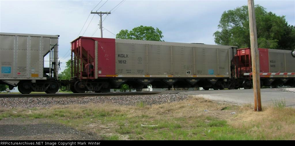 KGLX 1612 in loaded unit coal train