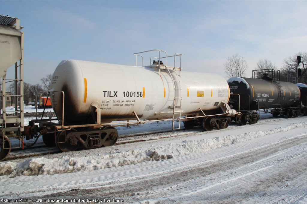 TILX 100156 - Trinity Industries Leasing