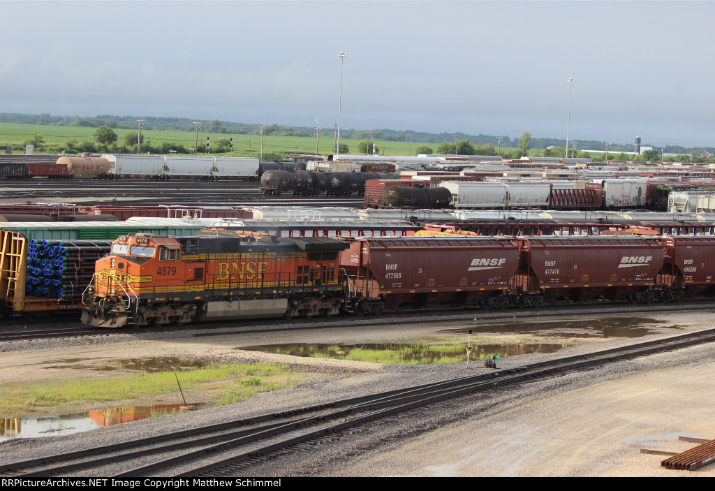 BNSF 4679 - DPUDP