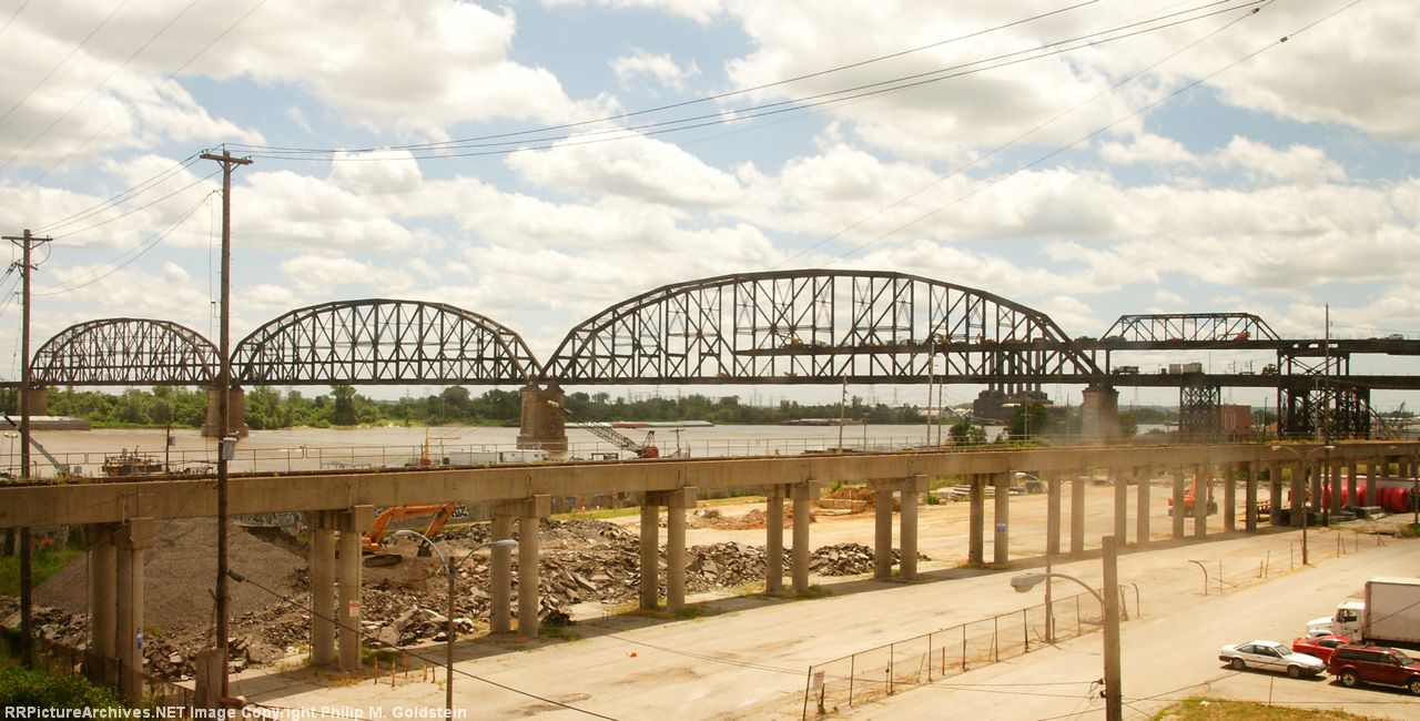 TRRA working on the MacArthur Bridge, and why we were detoured up the ...