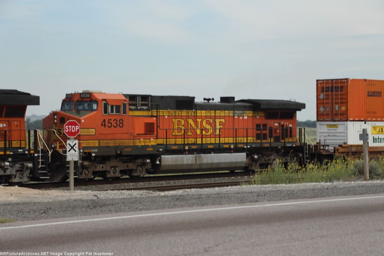 BNSF 4538