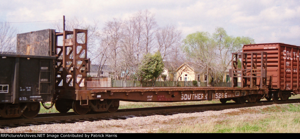 SOU 115286 GSC 49 bulkhead flat car used for empty cable reel service ...