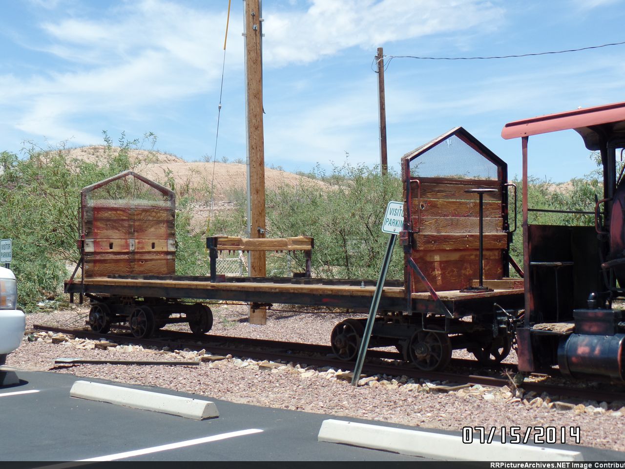 APACHE POWDER FLAT CAR