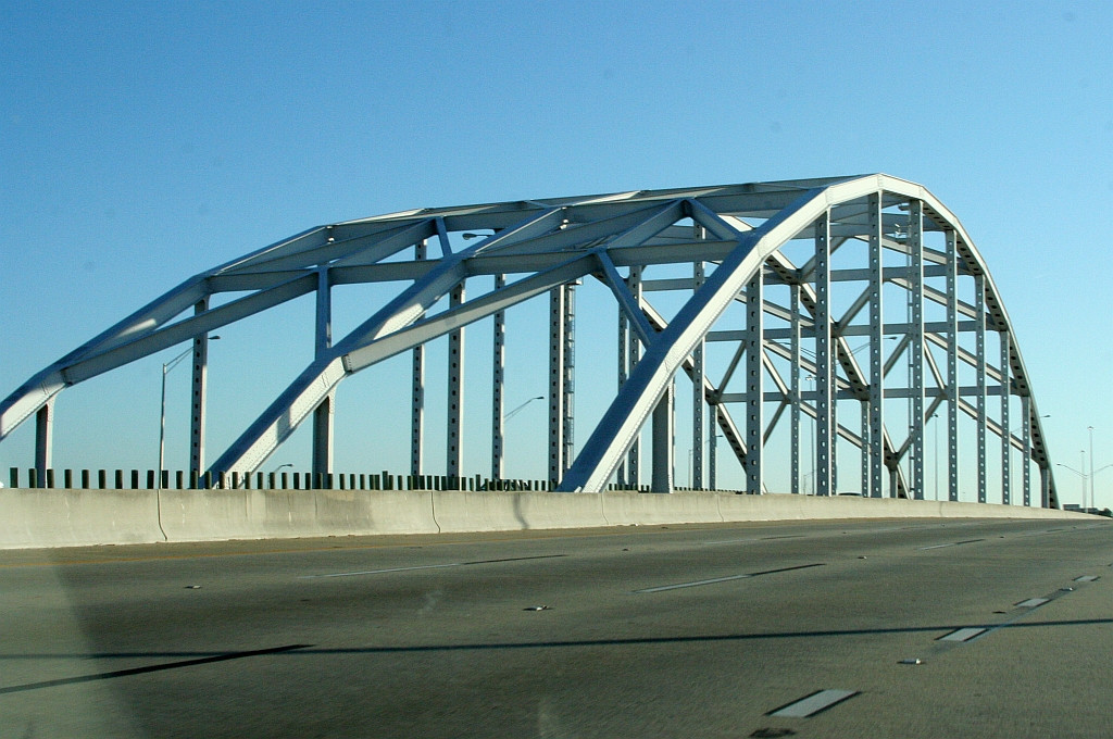 Original I-95 overpass over JUT tracks