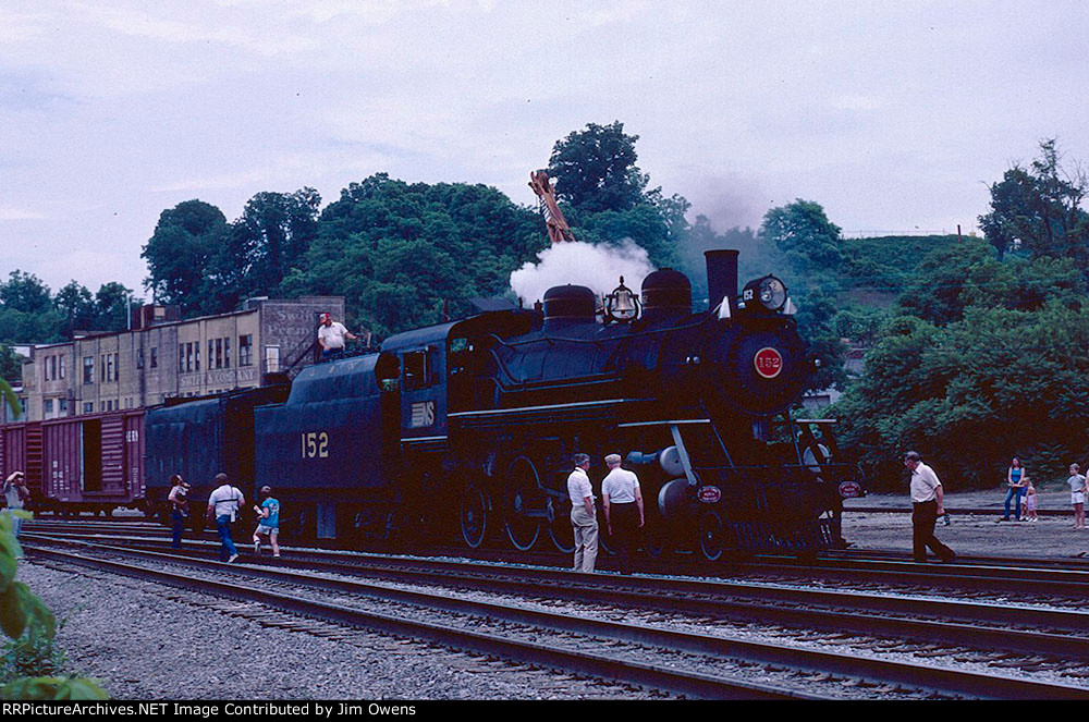 L&N 152 being serviced at Asheville,
