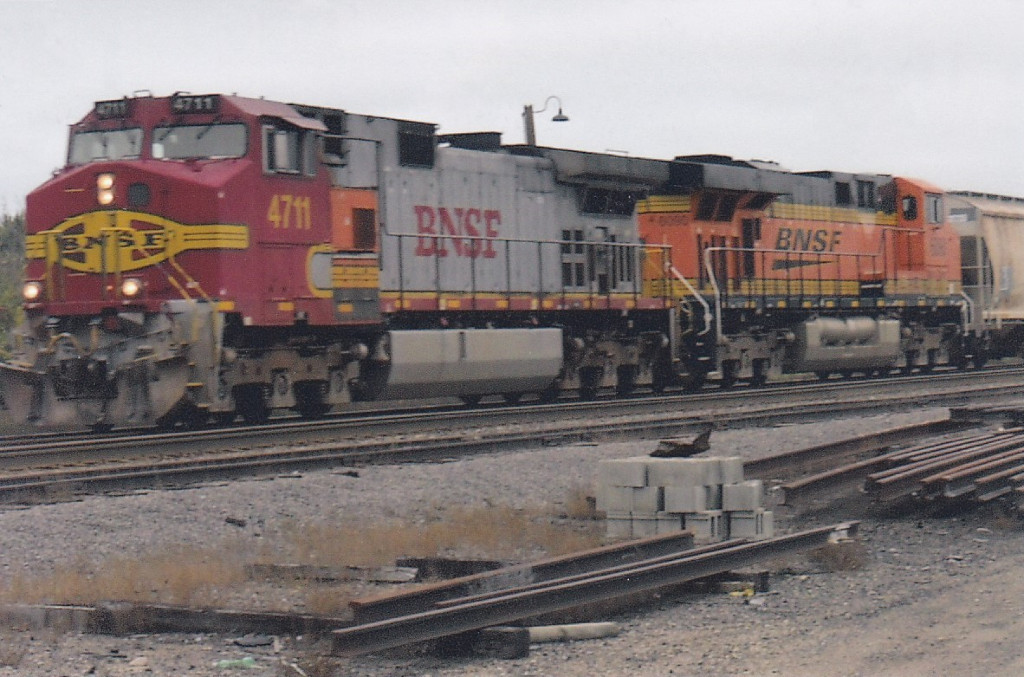 BNSF 4711 West