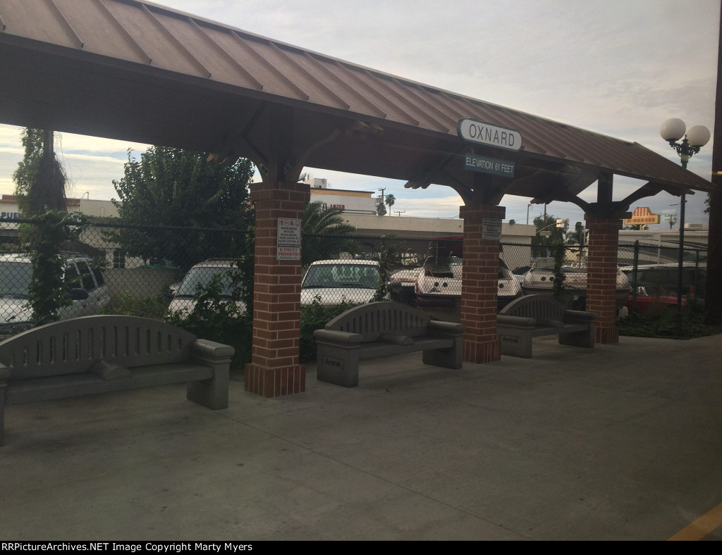 Oxnard station